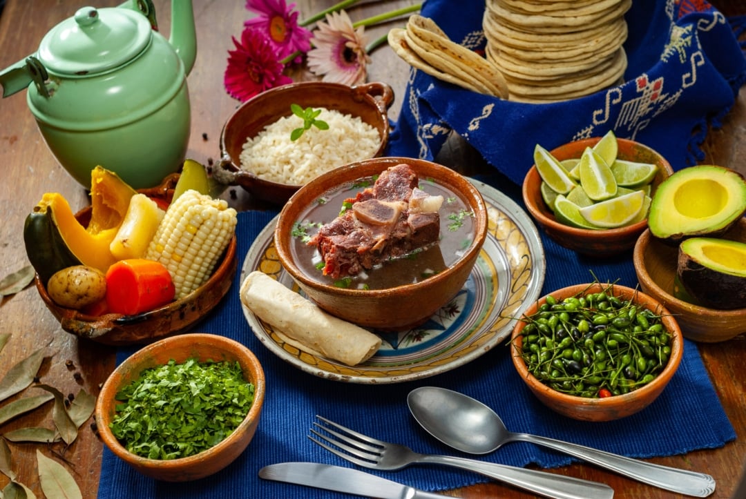 Panamanian Food: 5 Popular Dishes + 5 Secret Tips - Domestic Fits