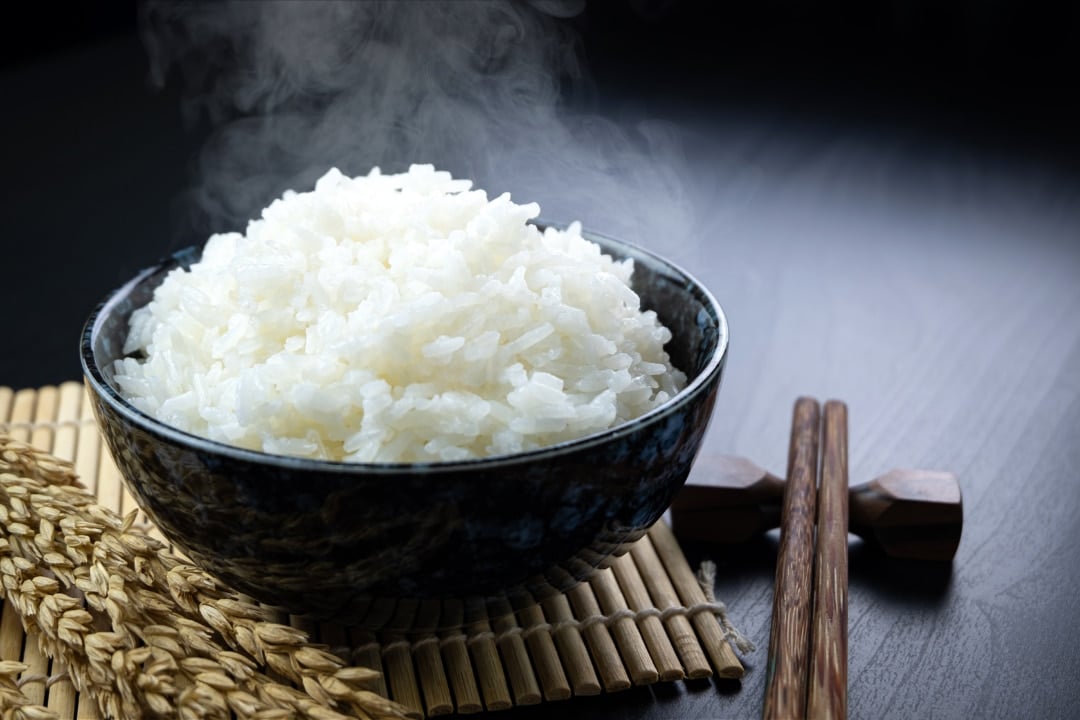 7 Health Benefits of Rice + 5 Interesting Facts - Domestic Fits