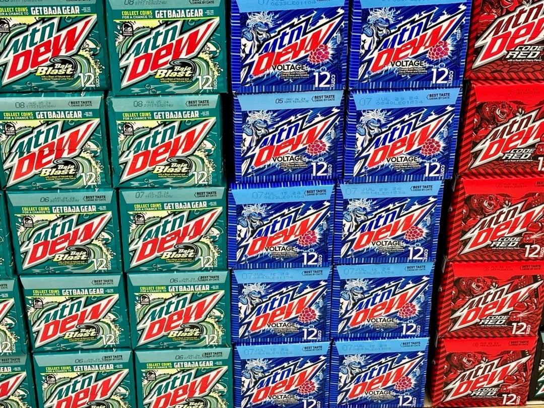 Mountain Dew: 5 Best Flavors + 3 Alternatives - Domestic Fits